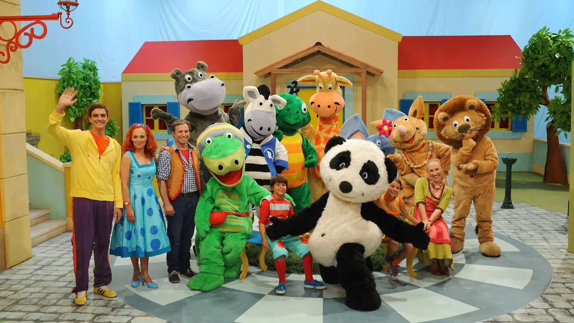 O Bairro do Panda - Coral Europa