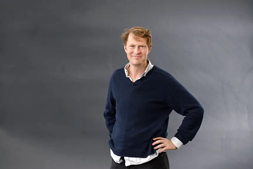 Luke Harding: “Edward Snowden é um herói”