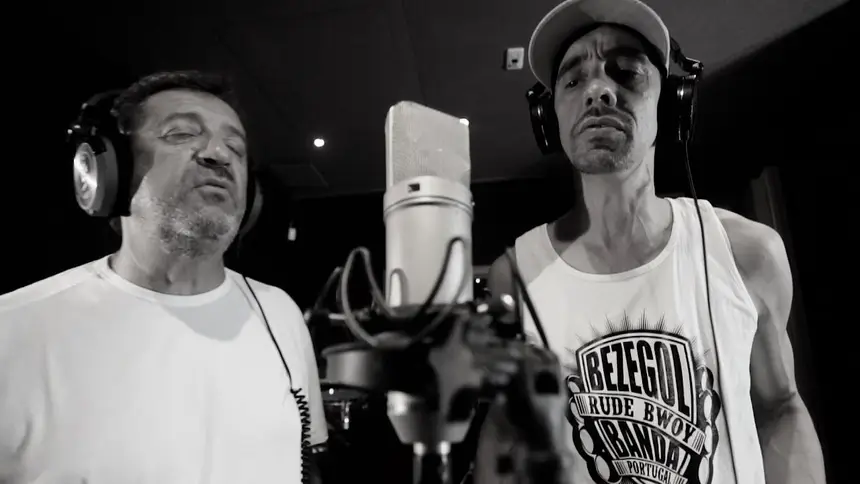 Expresso | Bezegol. Retrato do artista sem norma que chamou Rui Veloso ...