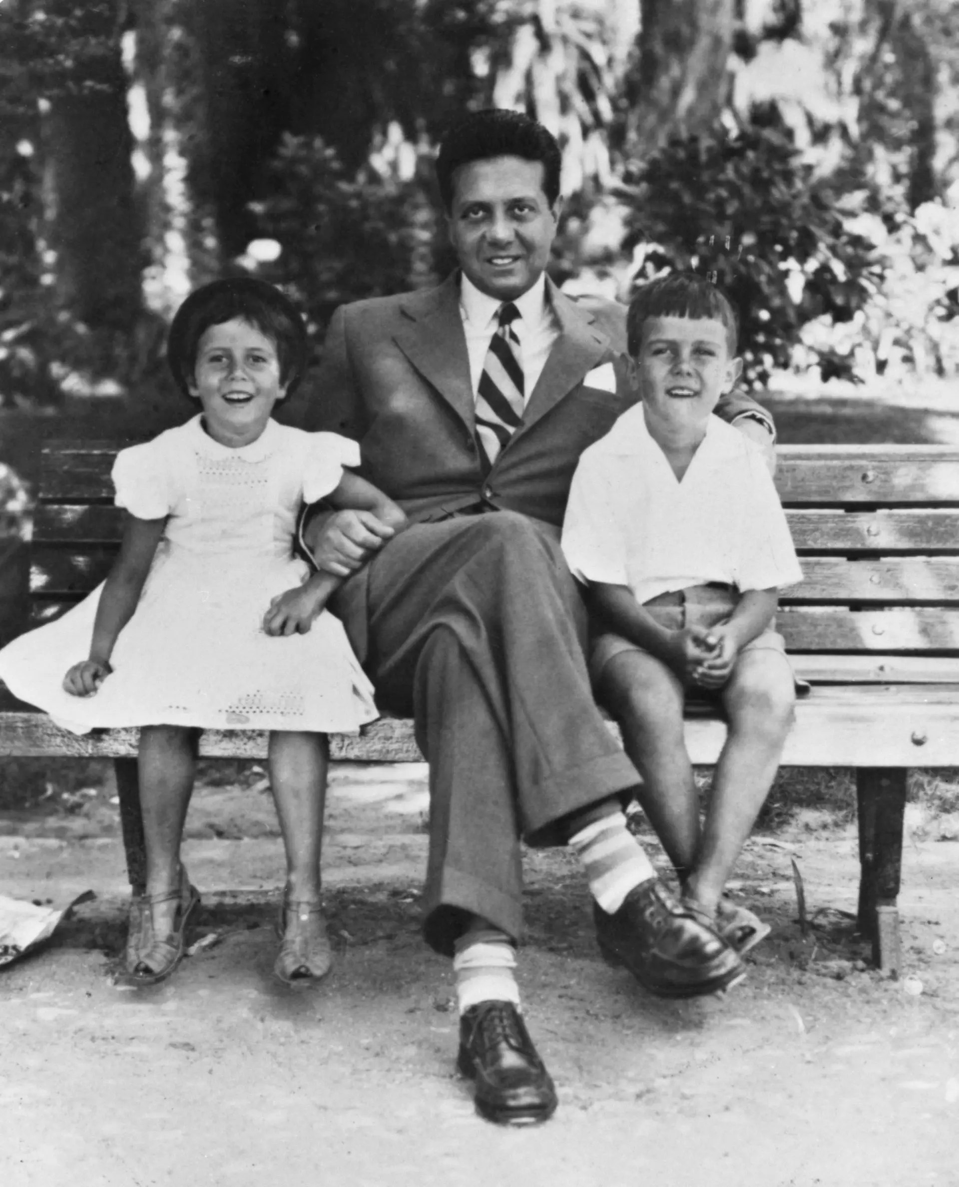 Expresso | Do bebé Mário ao símbolo Soares: uma vida histórica contada ...