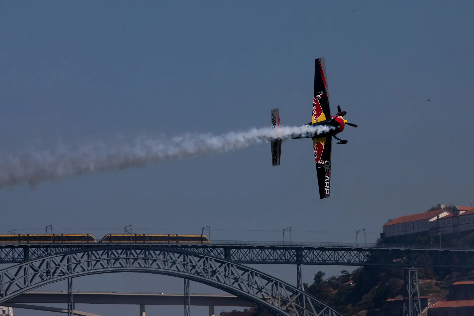 The Flaming Bull: uma pequena empresa portuguesa que ganhou asas e ...