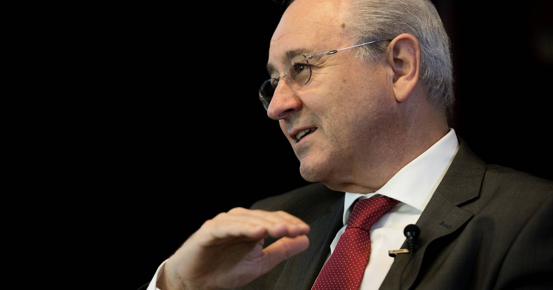 Rui Rio teria “feito igual ou pior” do que Maria Luís - Expresso