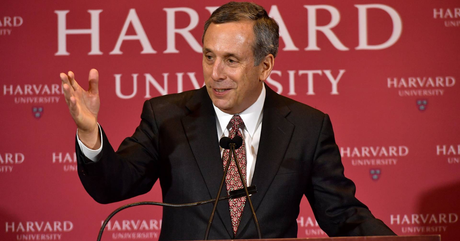 Novo presidente de Harvard foi salvo pela Educação - Expresso