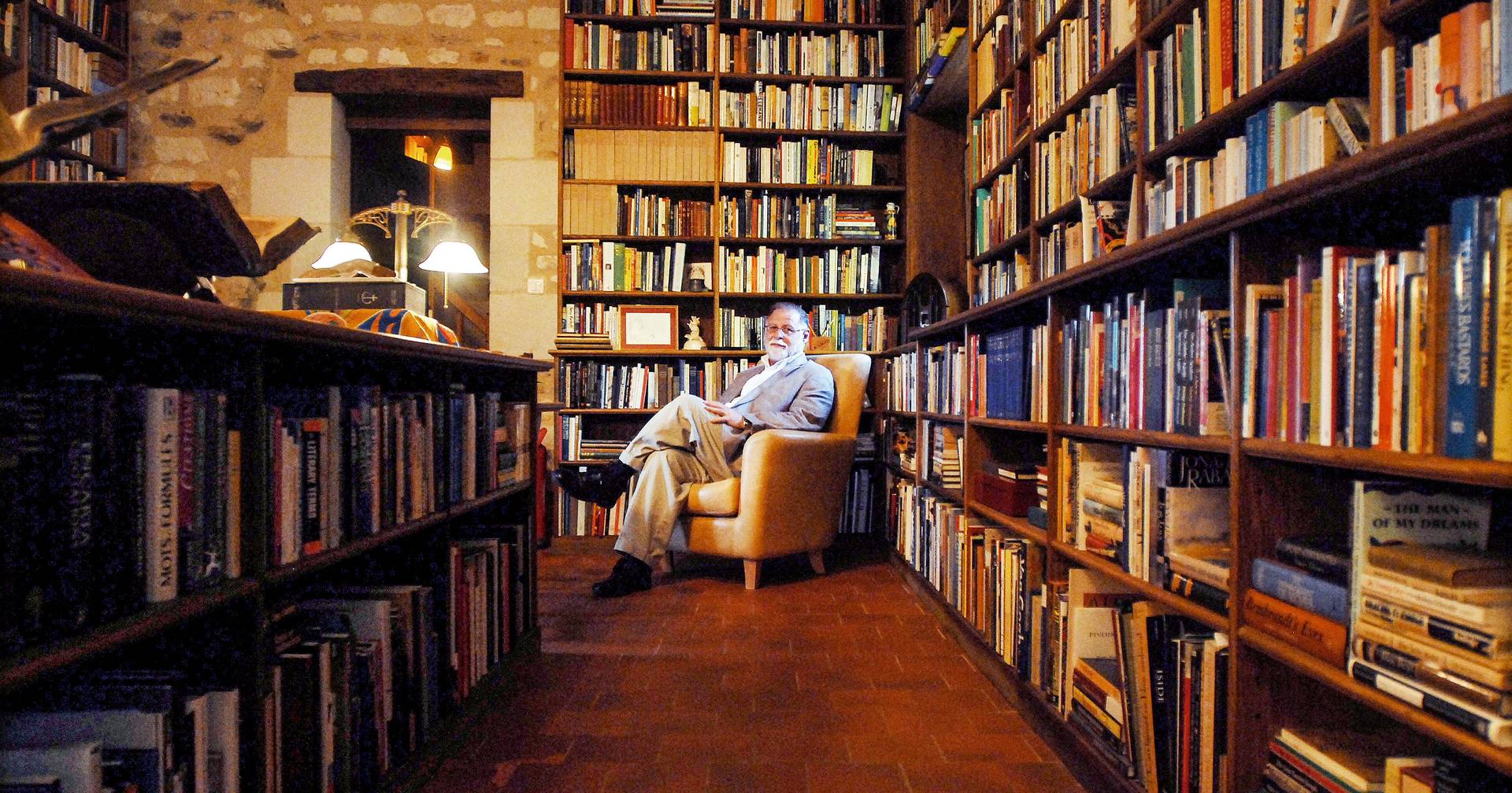 Alberto Manguel: “A literatura vive na promessa de que algo vai ser dito”