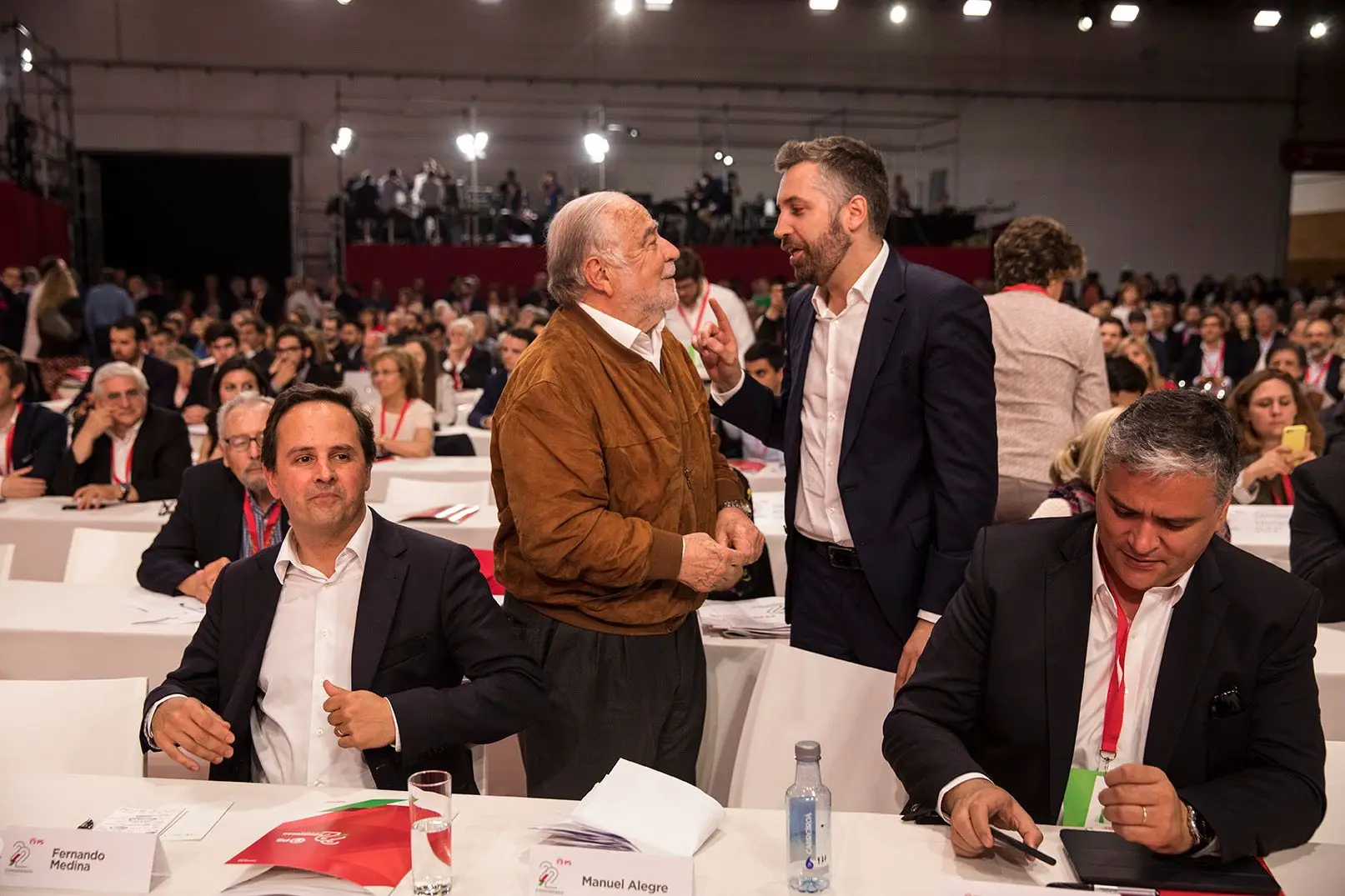 Manuel Alegre declara apoio a Pedro Nuno Santos: ex-ministro segue com ...
