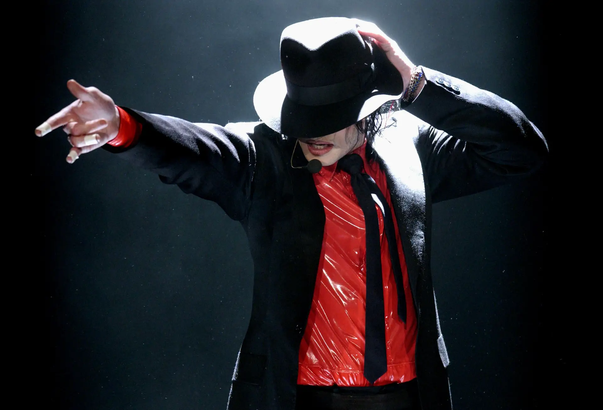 Michael Jackson revisitado por artistas contemporâneos na National ...