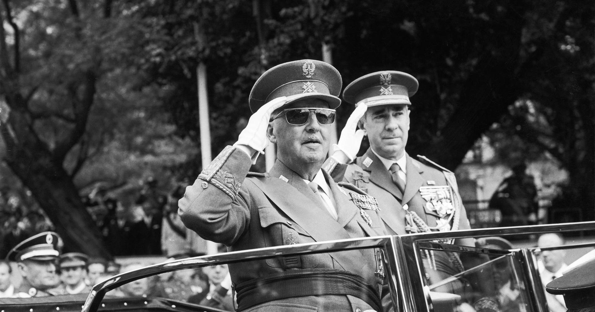 Do ditador Franco ao rei Juan Carlos: os 50 anos do início da ...