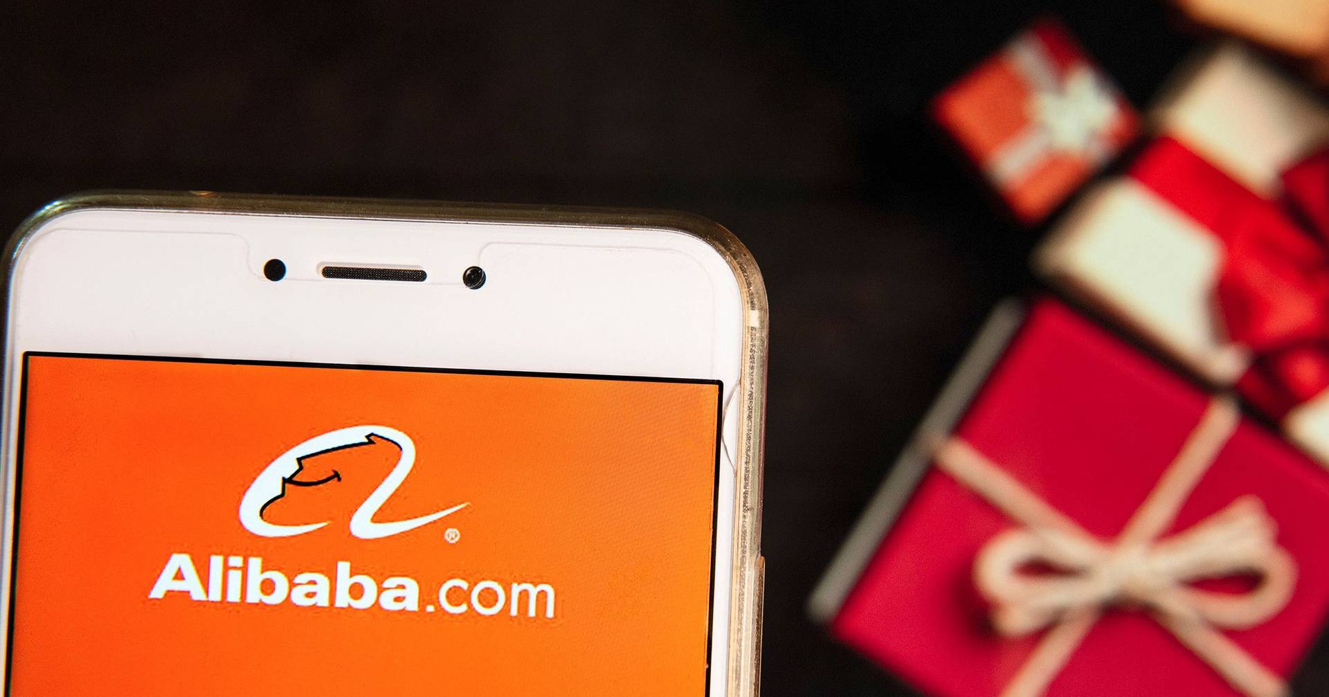 Alibaba muda estratégia e nomeia novo administrador financeiro - Expresso
