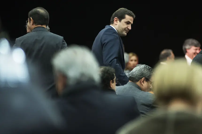 Hugo Soares: há mais vida política para lá do parlamento