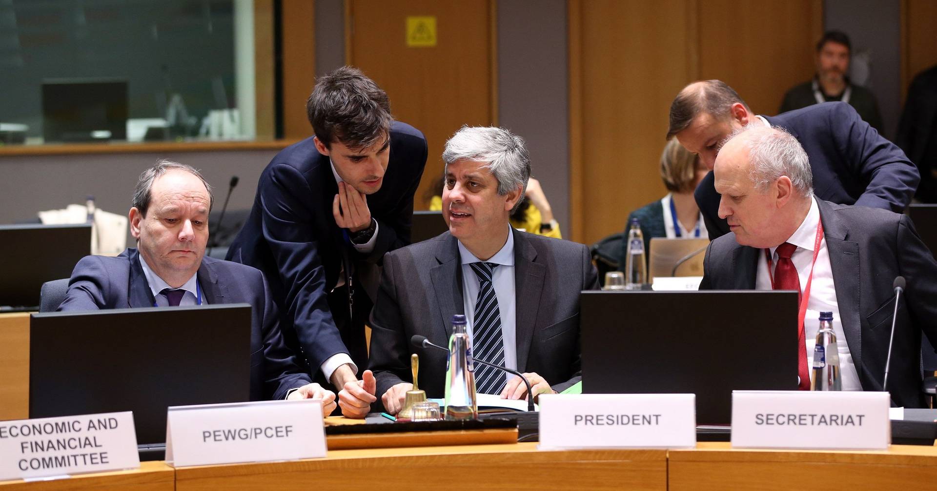 Mário Centeno “certo” de que haverá acordo até junho sobre orçamento ...