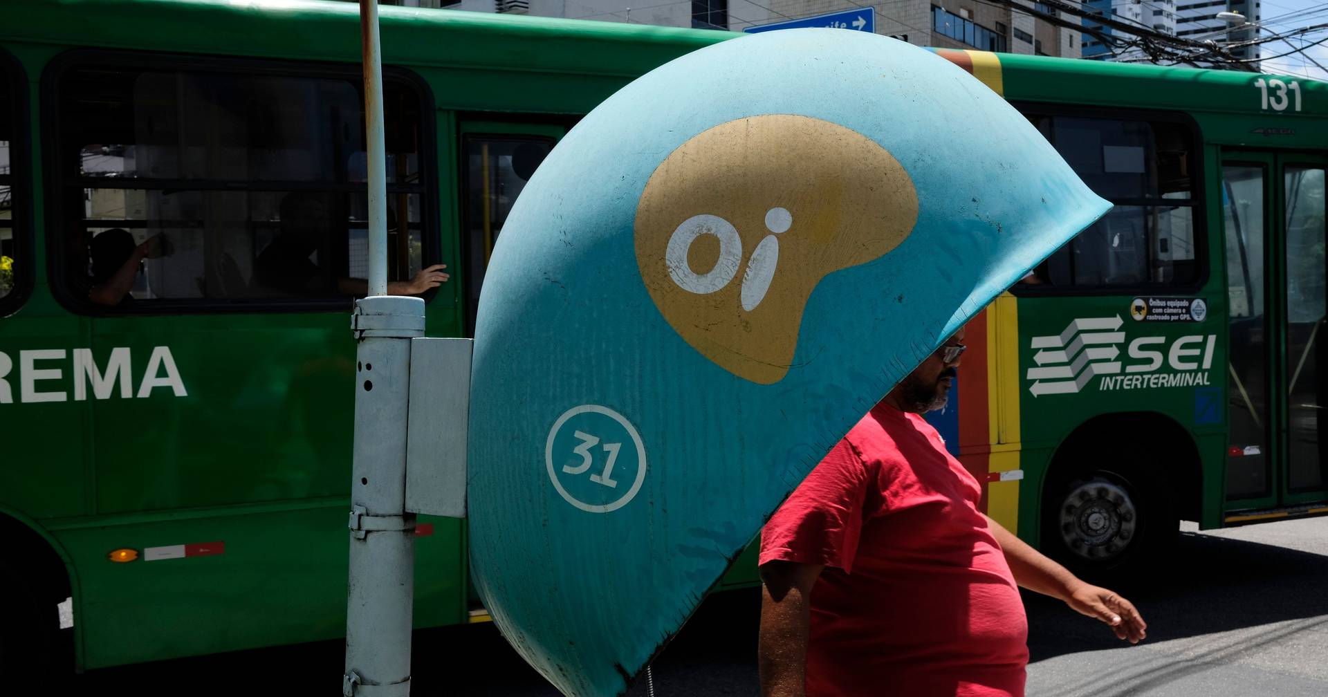 Operadora Oi passa de lucro a prejuízo de 61,2 milhões de euros no ...