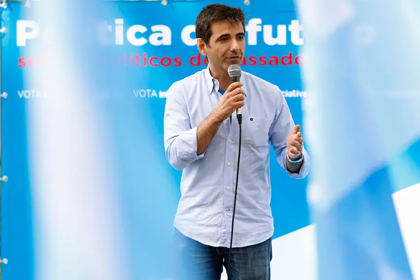 Expresso | Ricardo Arroja, o liberal que quer romper com o eixo ...