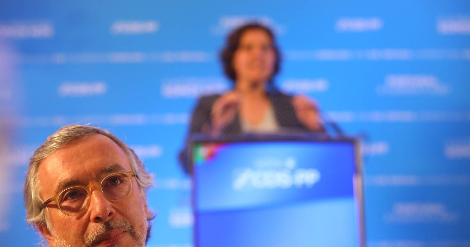 Lobo Xavier dá uma ajuda: “CDS é o único partido confortável consigo ...