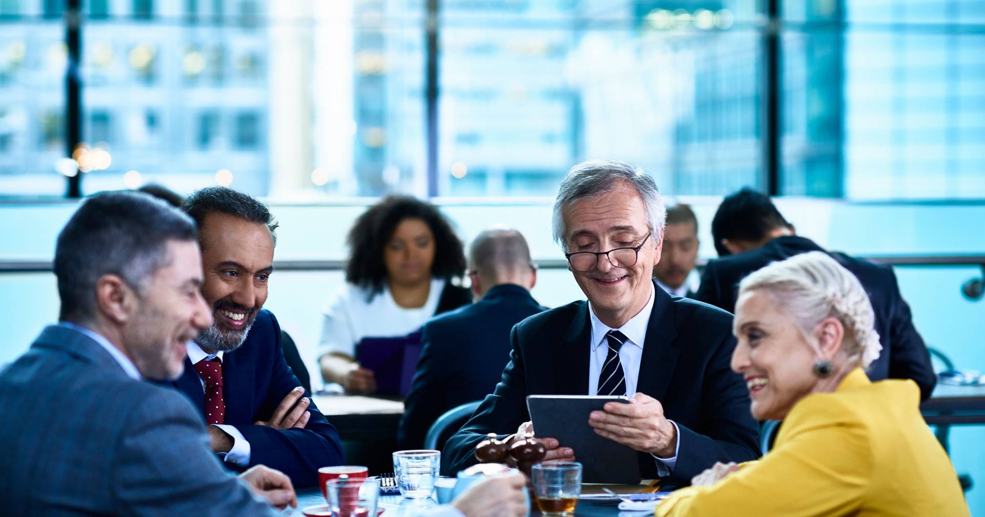 Administrações das cotadas em Espanha terão de ter 40% de elementos do ...