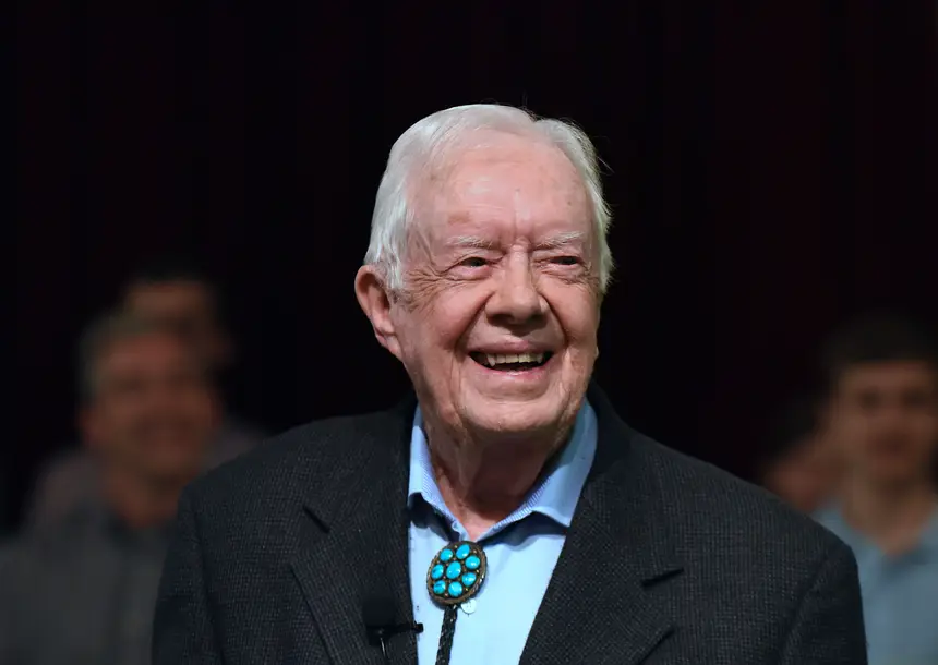 Ex-Presidente dos EUA Jimmy Carter hospitalizado para aliviar pressão ...