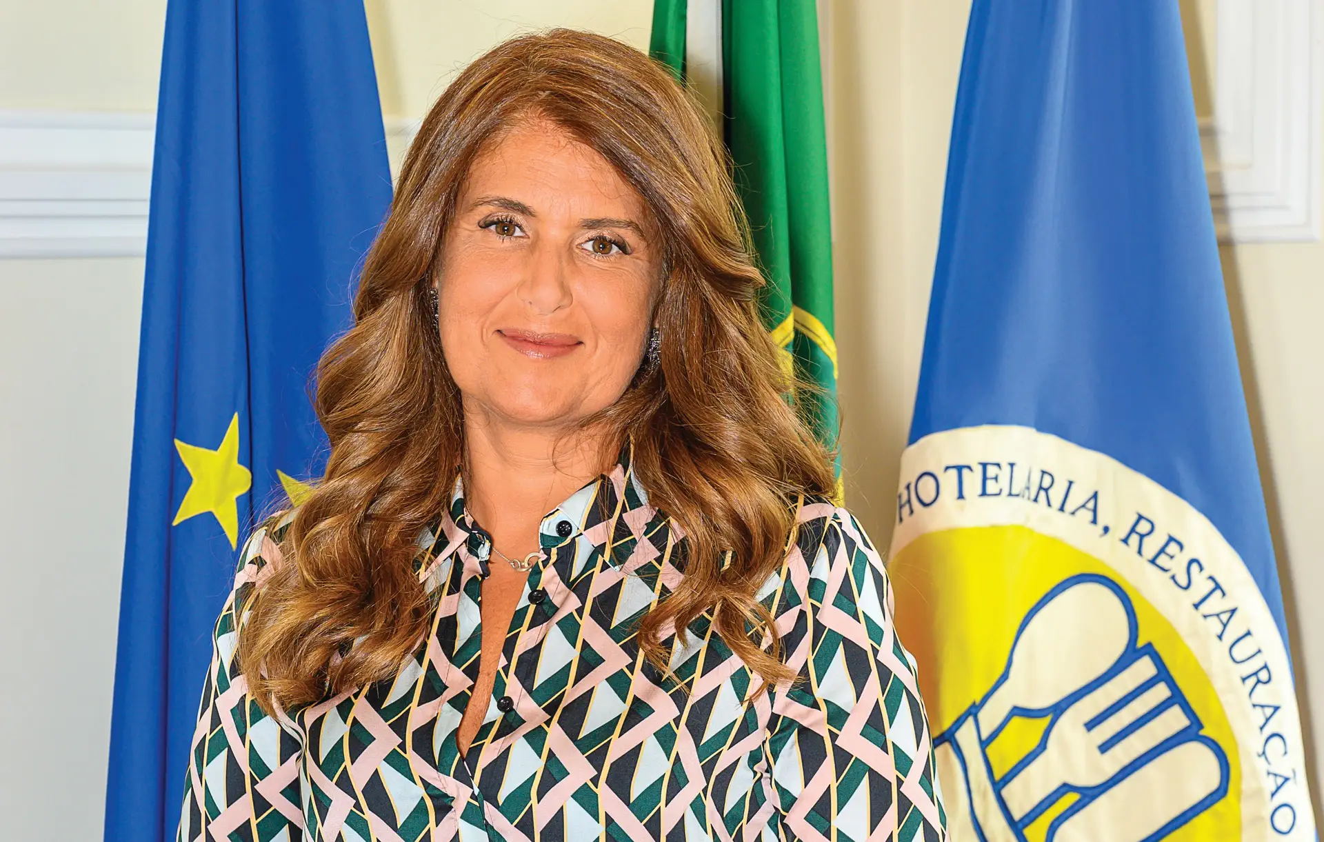 Patrões do turismo e restauração antecipam crise e despedimentos - Expresso