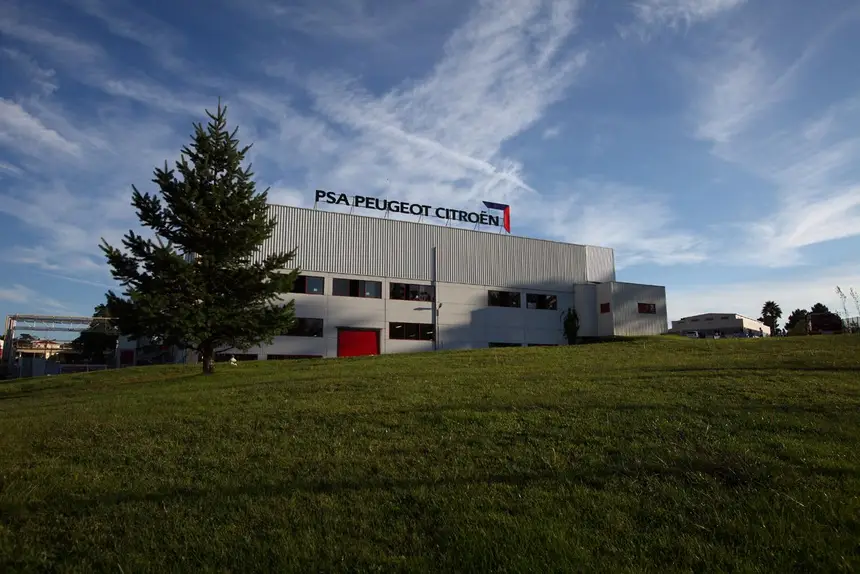 Automóveis. Fábrica da Peugeot-Citroen em Mangualde reabre esta quarta ...