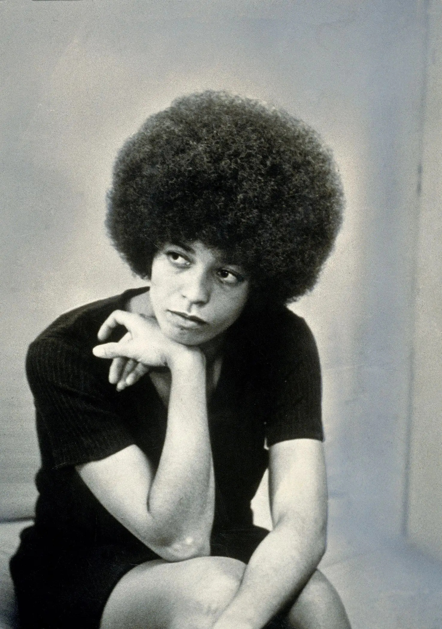 Angela Davis tem razão há muito tempo. É justo que voltemos a lê-la ...
