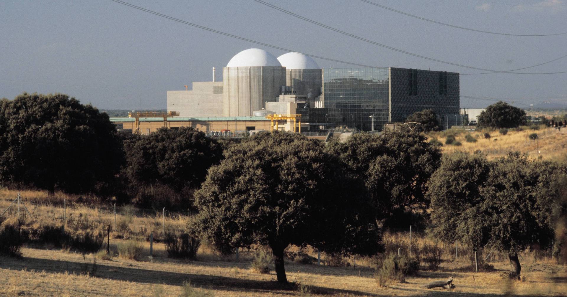 Prolongamento da vida útil da central nuclear de Almaraz agita Espanha ...
