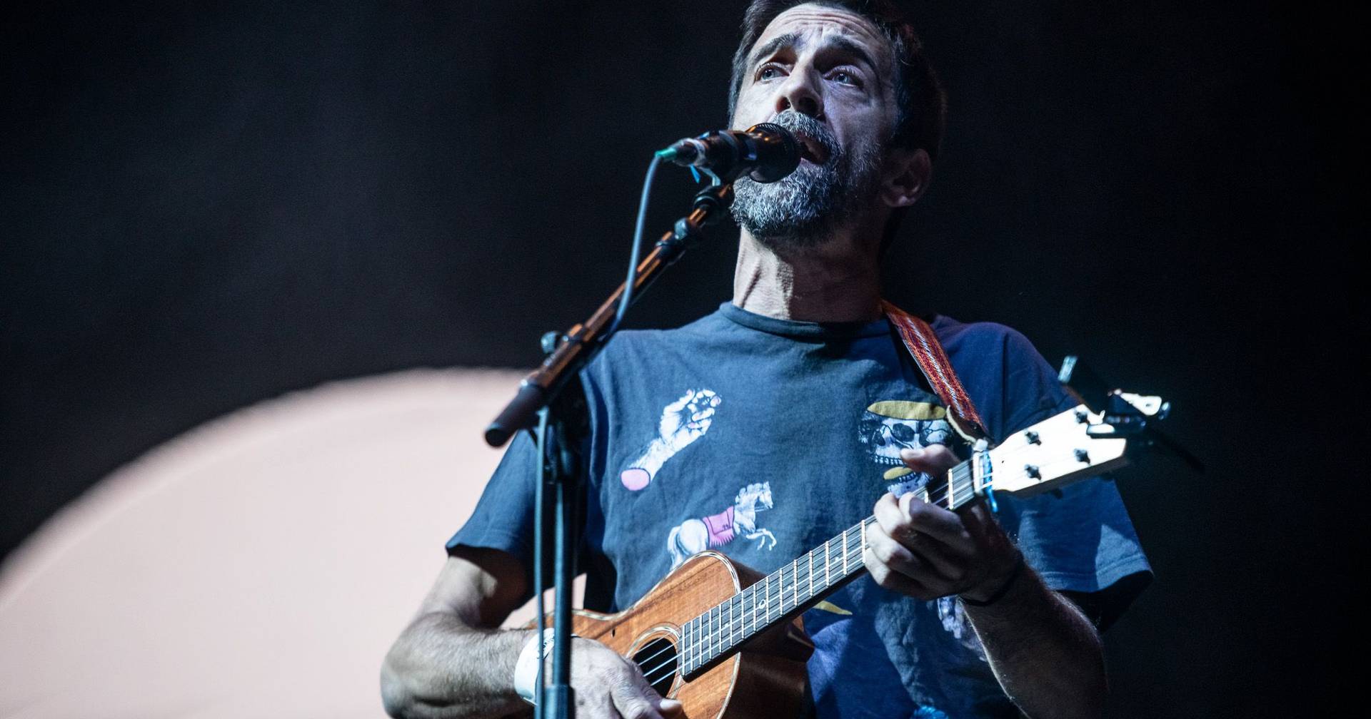 Manel Cruz no NOS Alive: Finalmente a sós - Expresso