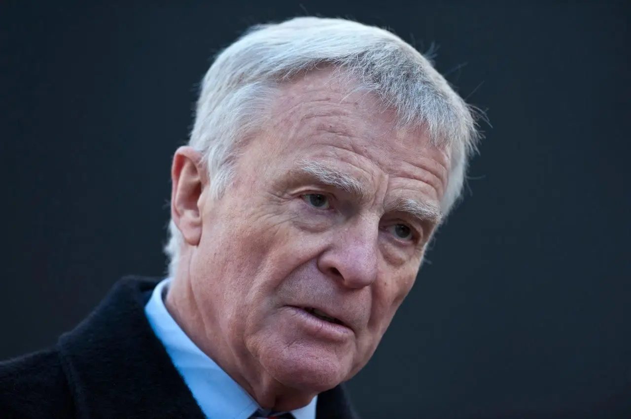Max Mosley, um dos homens mais poderosos e polémicos da história da ...