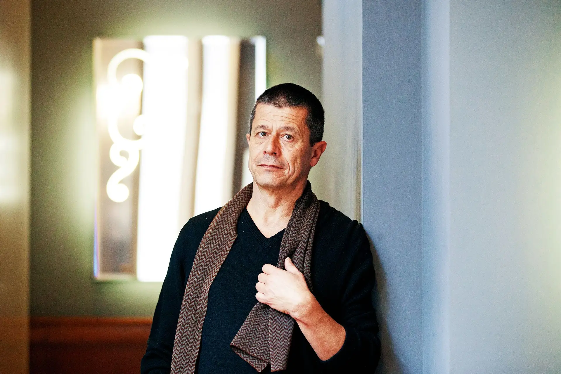 “O Reino”, de Emmanuel Carrère. Corajoso, erudito, acessível - Expresso