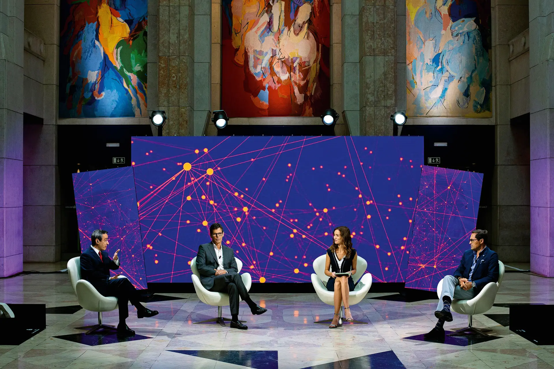 Literacia digital é “tão importante como aprender a ler” - Expresso