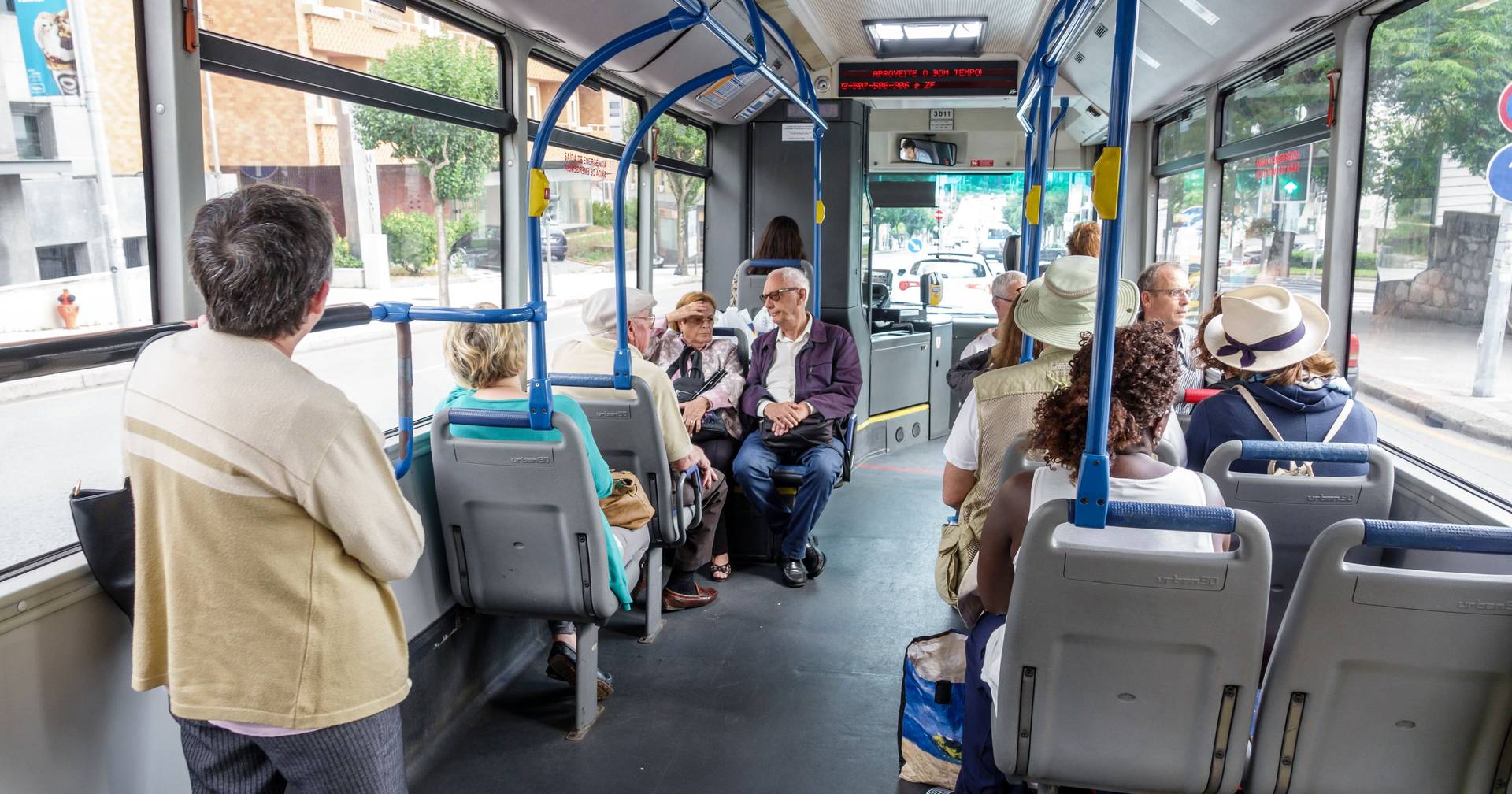 STCP lança concurso de 8,6 milhões de euros para comprar 20 autocarros ...