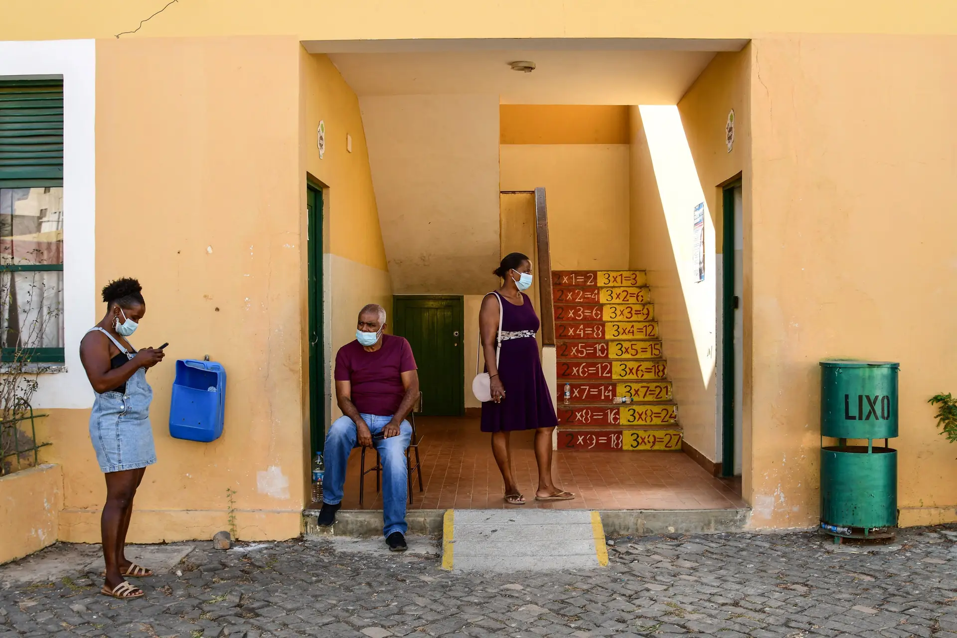 Cabo Verde. Quase 400 mil cabo-verdianos escolhem novo Presidente na ...