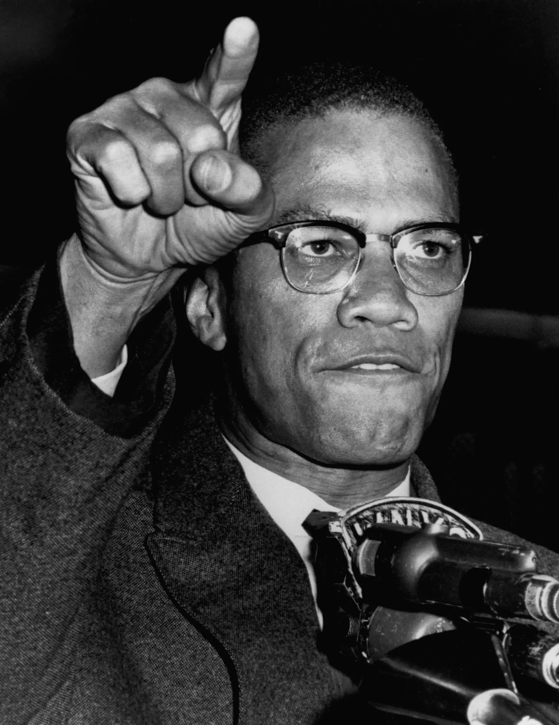 Dois condenados pelo assassínio de Malcolm X absolvidos mais de meio ...