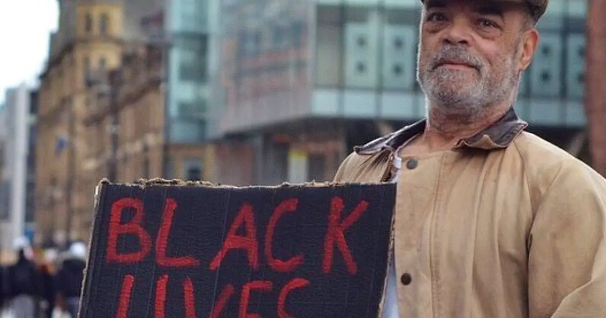 Expresso | Alan Erasmus, cofundador da mítica Factory (Joy Division ...