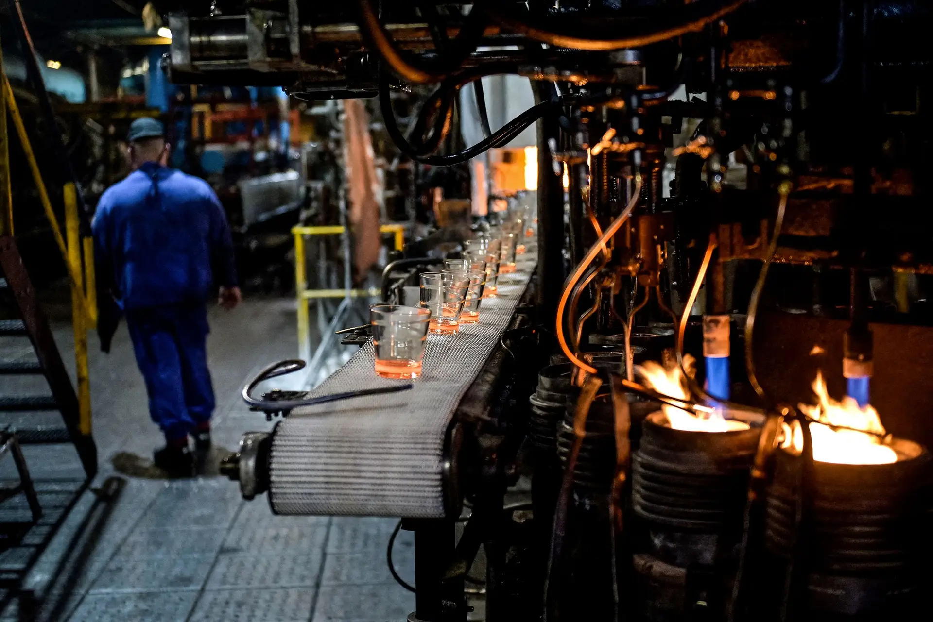 Siderurgia nacional suspende produção noturna - Expresso