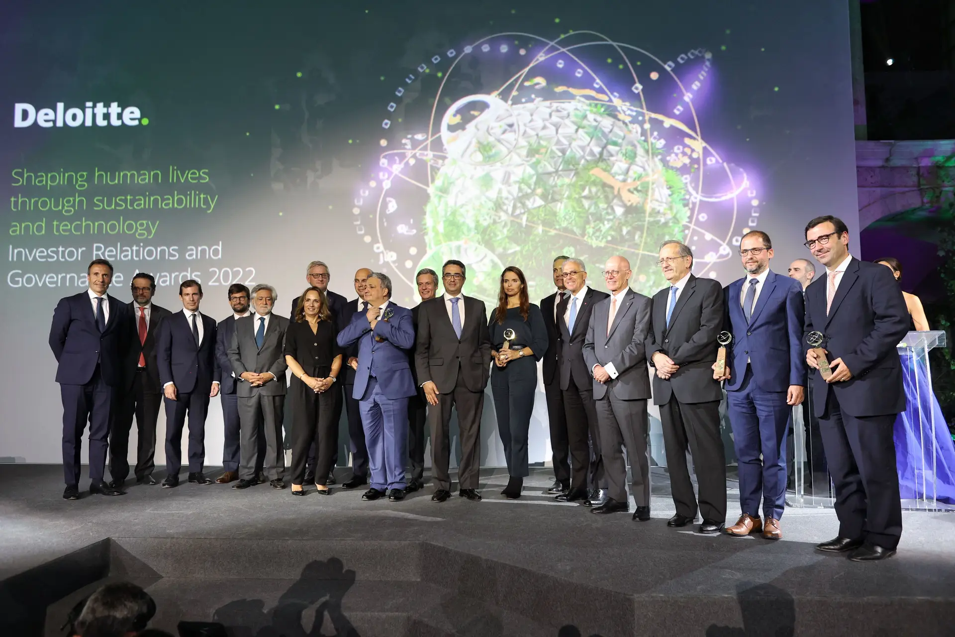 IRGAwards: Miguel Stilwell d’Andrade é o CEO do ano - Expresso