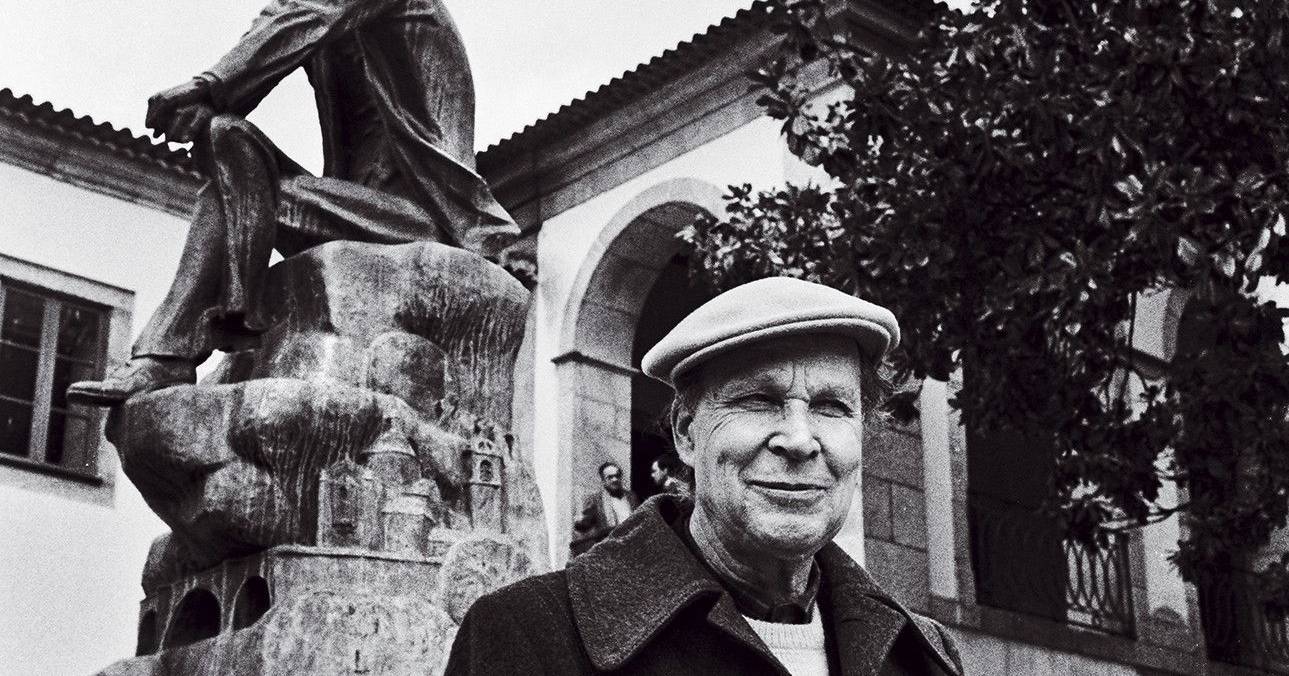 Câmara do Porto celebra centenário de Eugénio de Andrade e expõe 200 ...