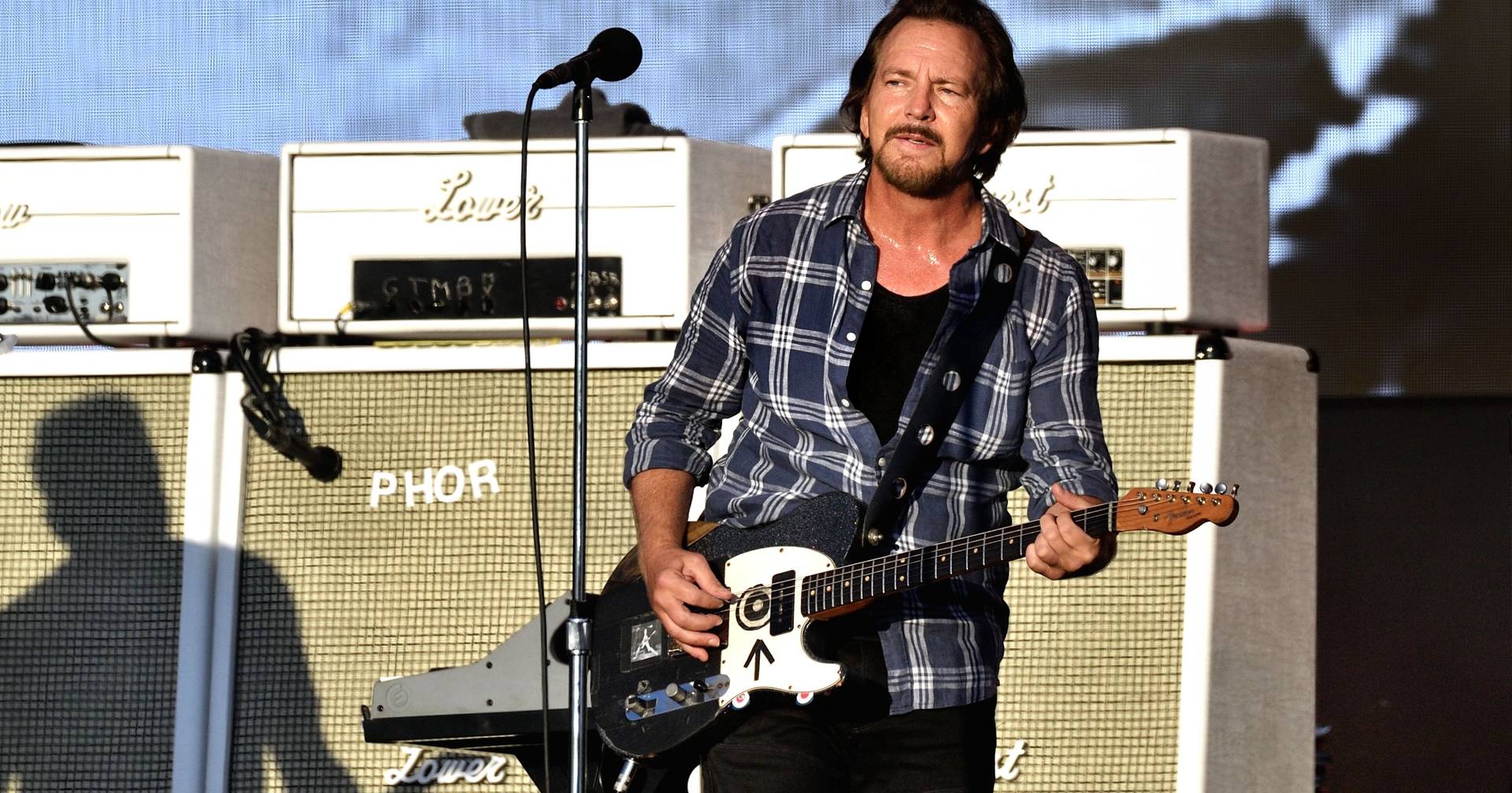 Continuam os cancelamentos dos Pearl Jam: hoje não há concerto em Praga ... Continuam os cancelamentos dos Pearl Jam: hoje não há concerto em Praga ...