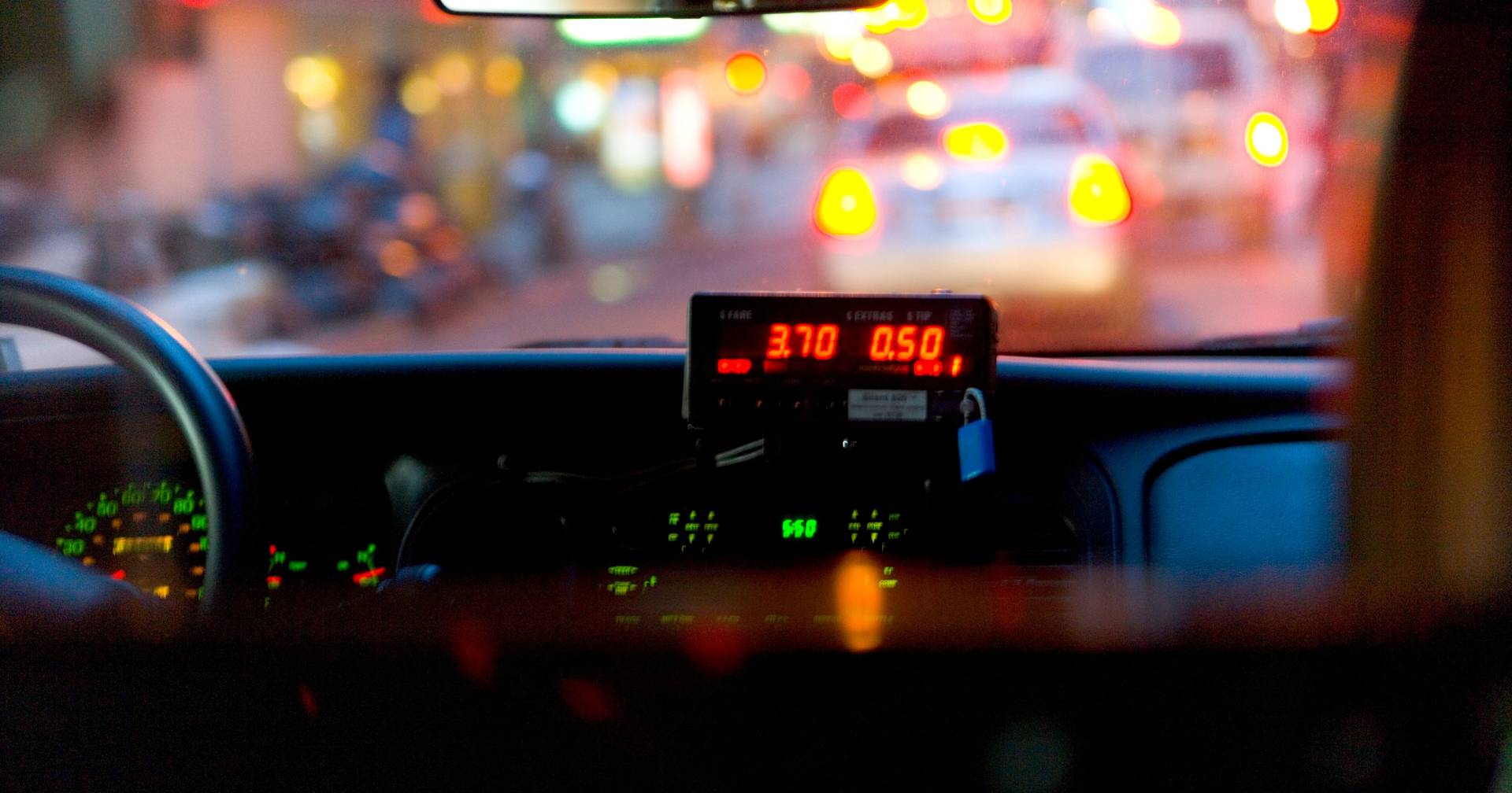 Mais de 9200 viaturas com taxímetros atualizados - Expresso