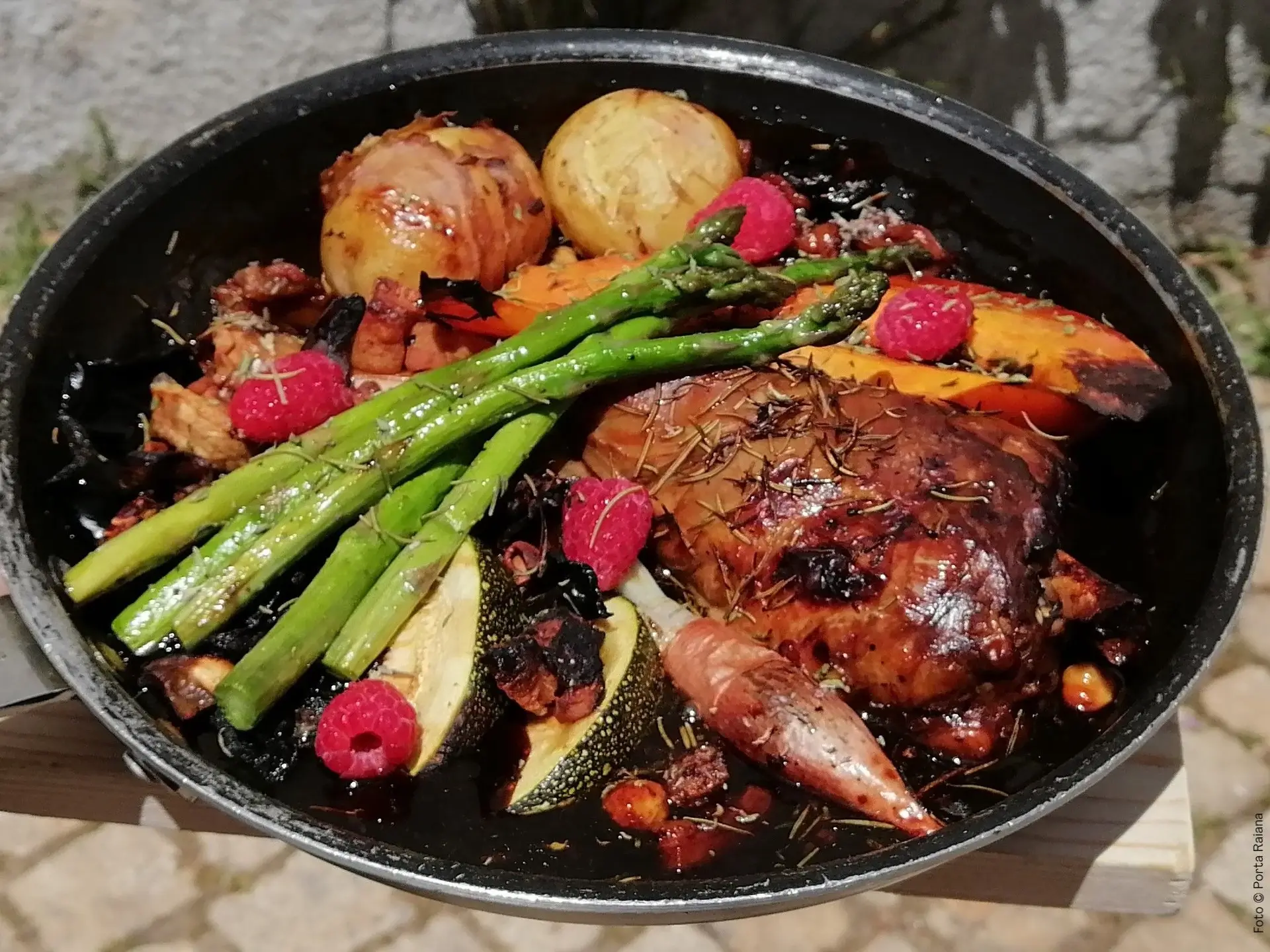 Neste restaurante em Idanha-a-Velha pode comer como um excêntrico ...