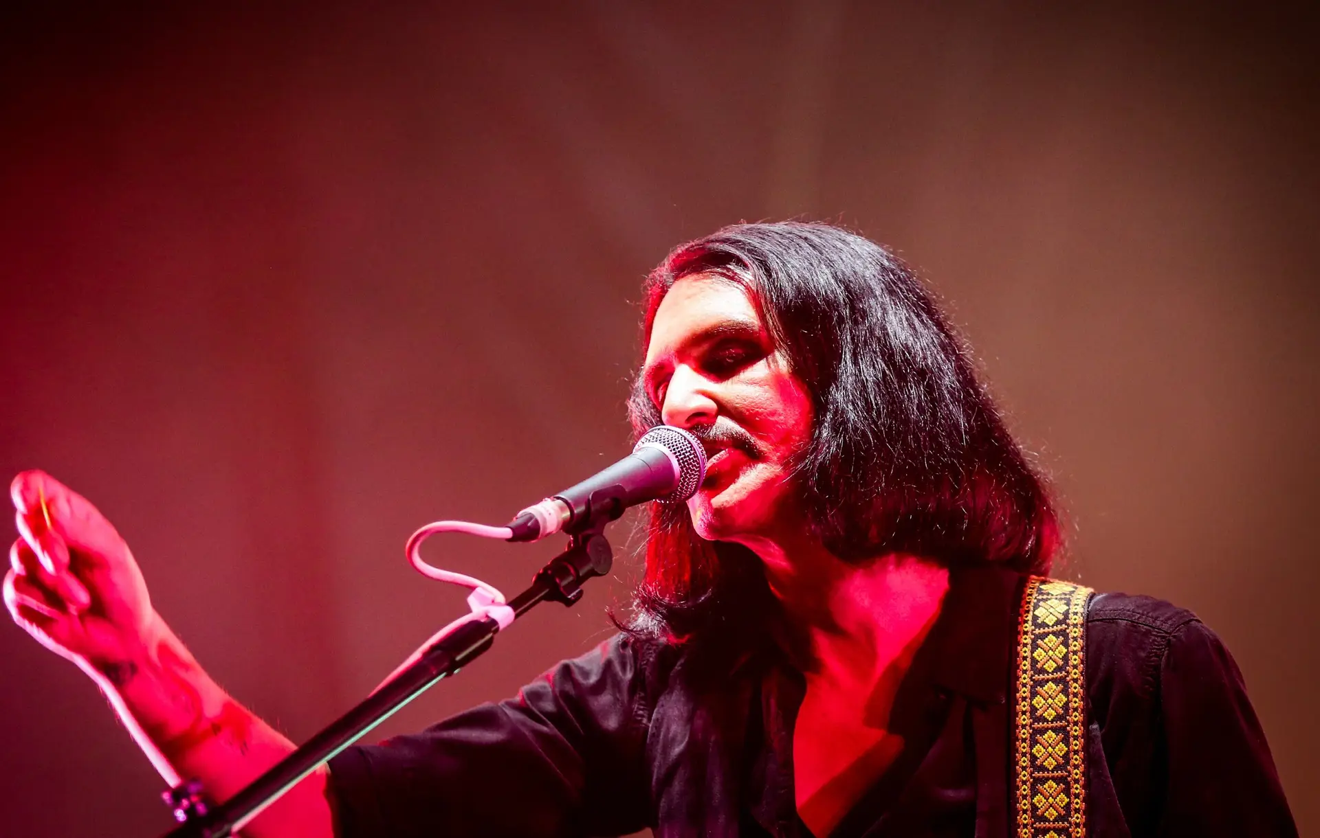 Placebo partilham versão de 'Shout', clássico dos Tears For Fears - Expresso