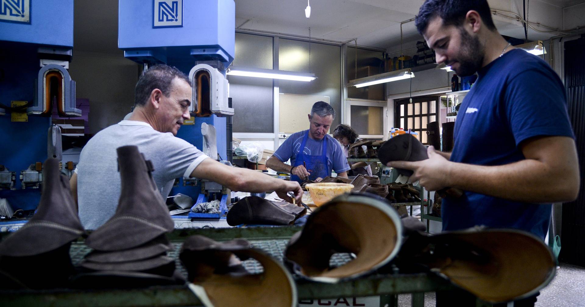 Expresso | Sai um sapato sustentável: indústria portuguesa de calçado ...