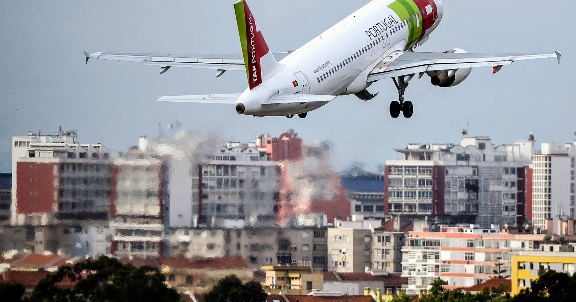 Alexandra Reis pediu inicialmente indemnização equivalente aos salários ...