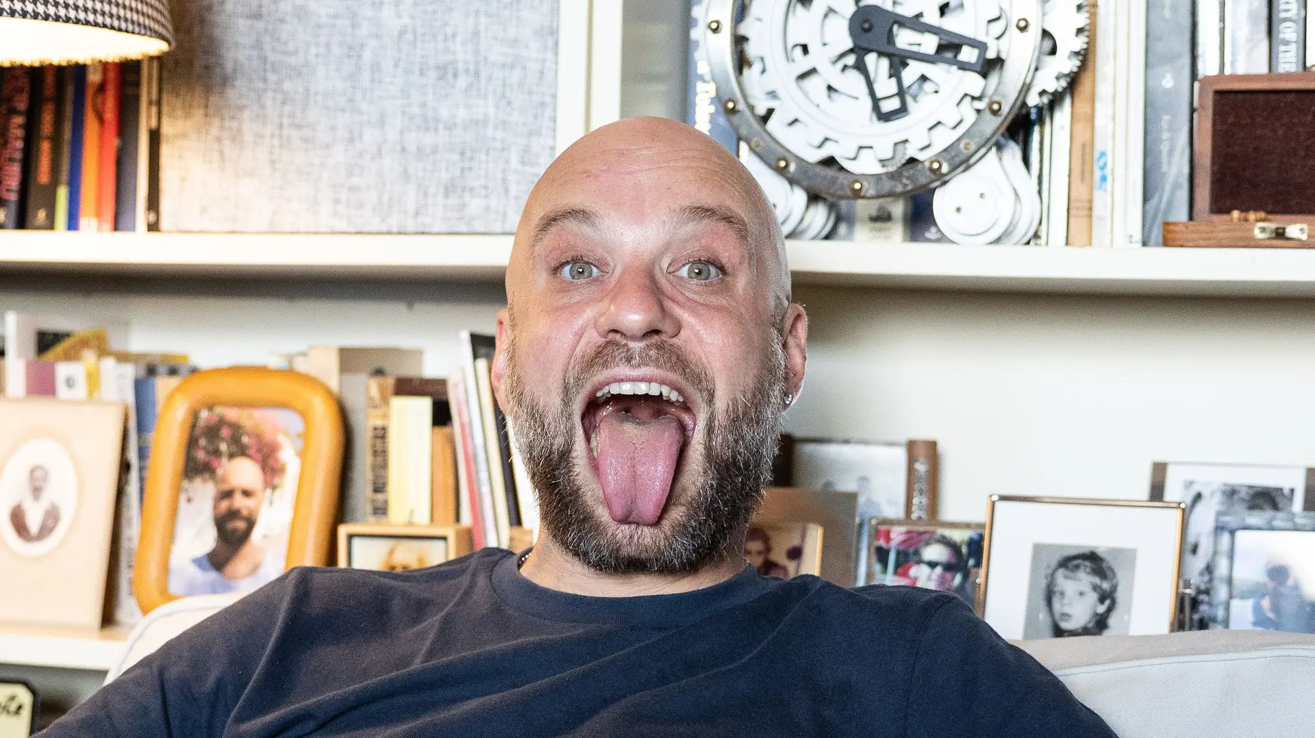 Hugo van der Ding: “Nada se compara à excitação quando estou a escrever ...