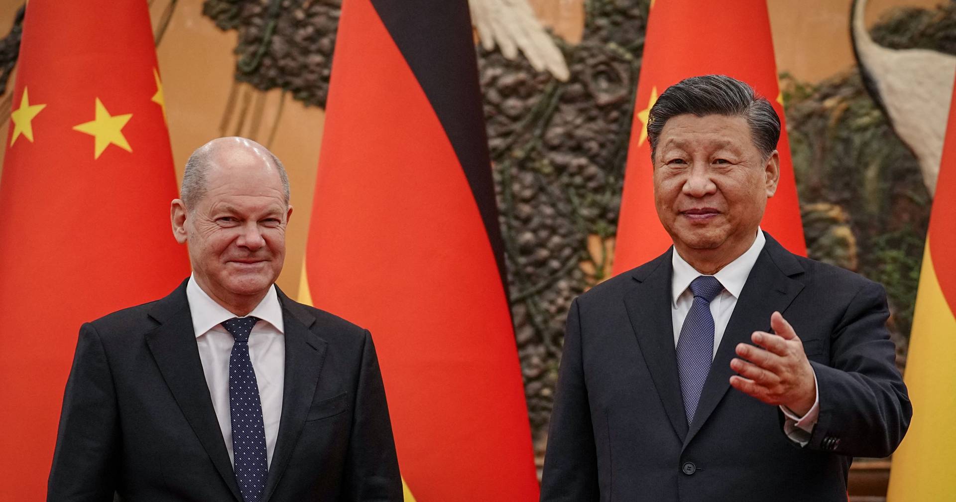 Chanceler alemão na China: Xi diz a Scholz que a confiança é fácil de ...