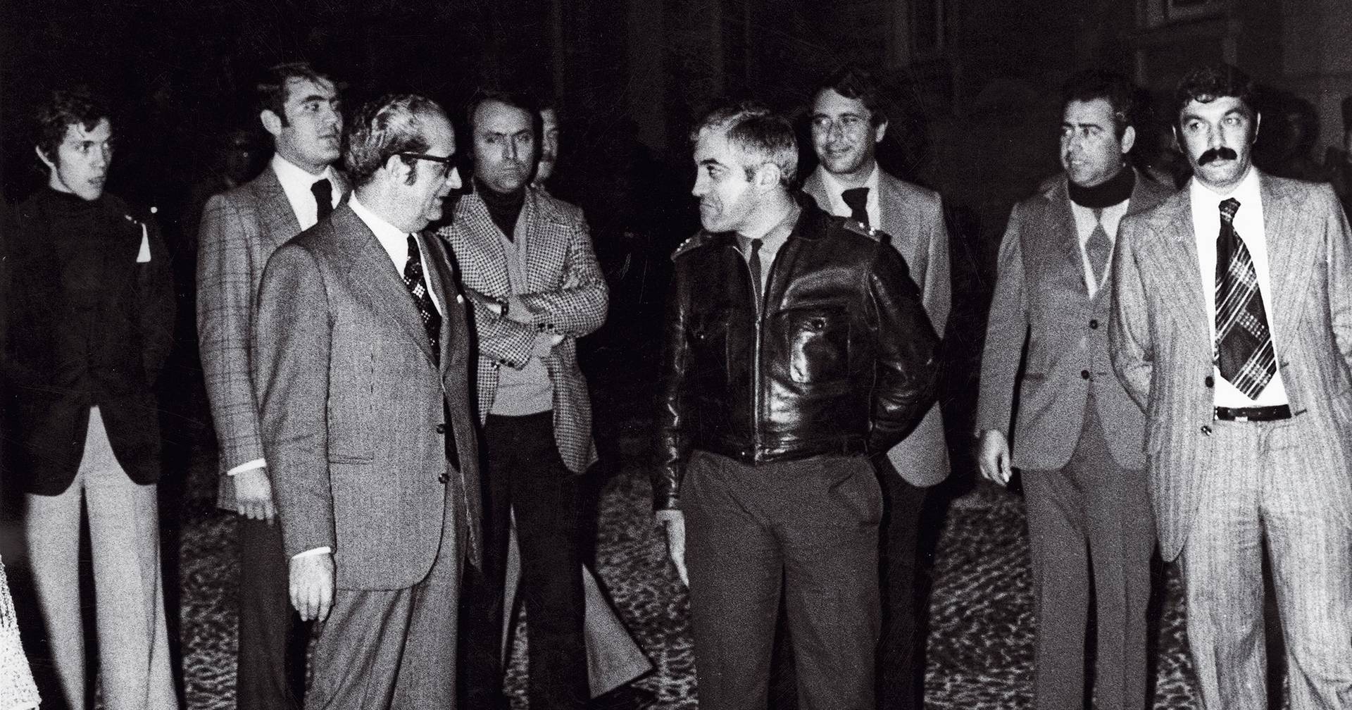 As linhas cruzadas do 25 de Novembro, o dia em que a revolução acabou ...