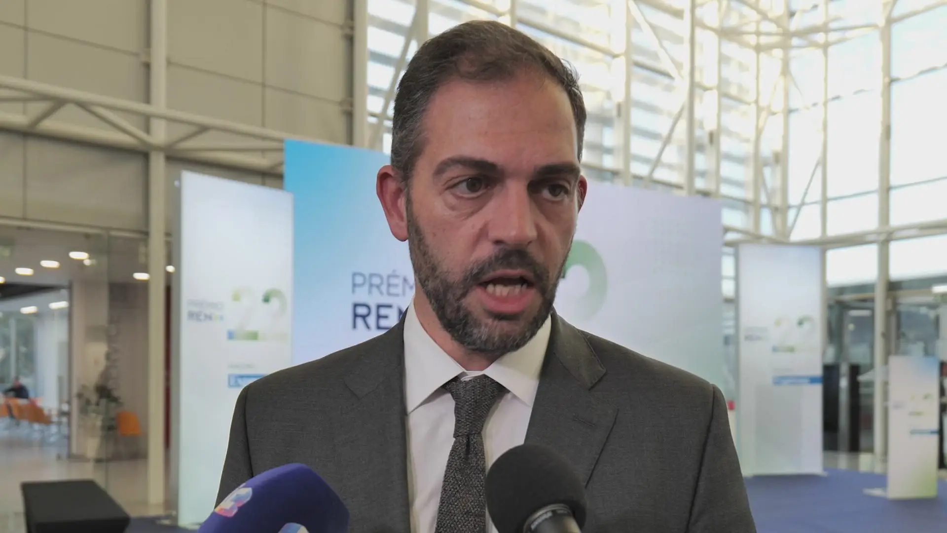 Ministro do Ambiente em Bruxelas esta quarta-feira para pedir renovação ...