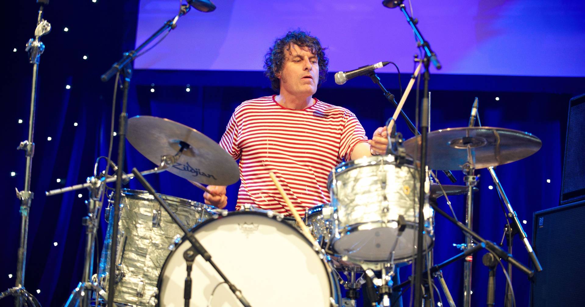 Músico dos The Clean encontrado morto depois de duas semanas ...