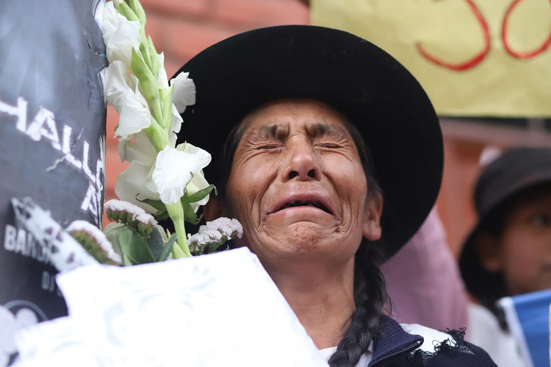 Protestos No Peru Já Provocaram 23 Mortos Forças Armadas Dizem Que