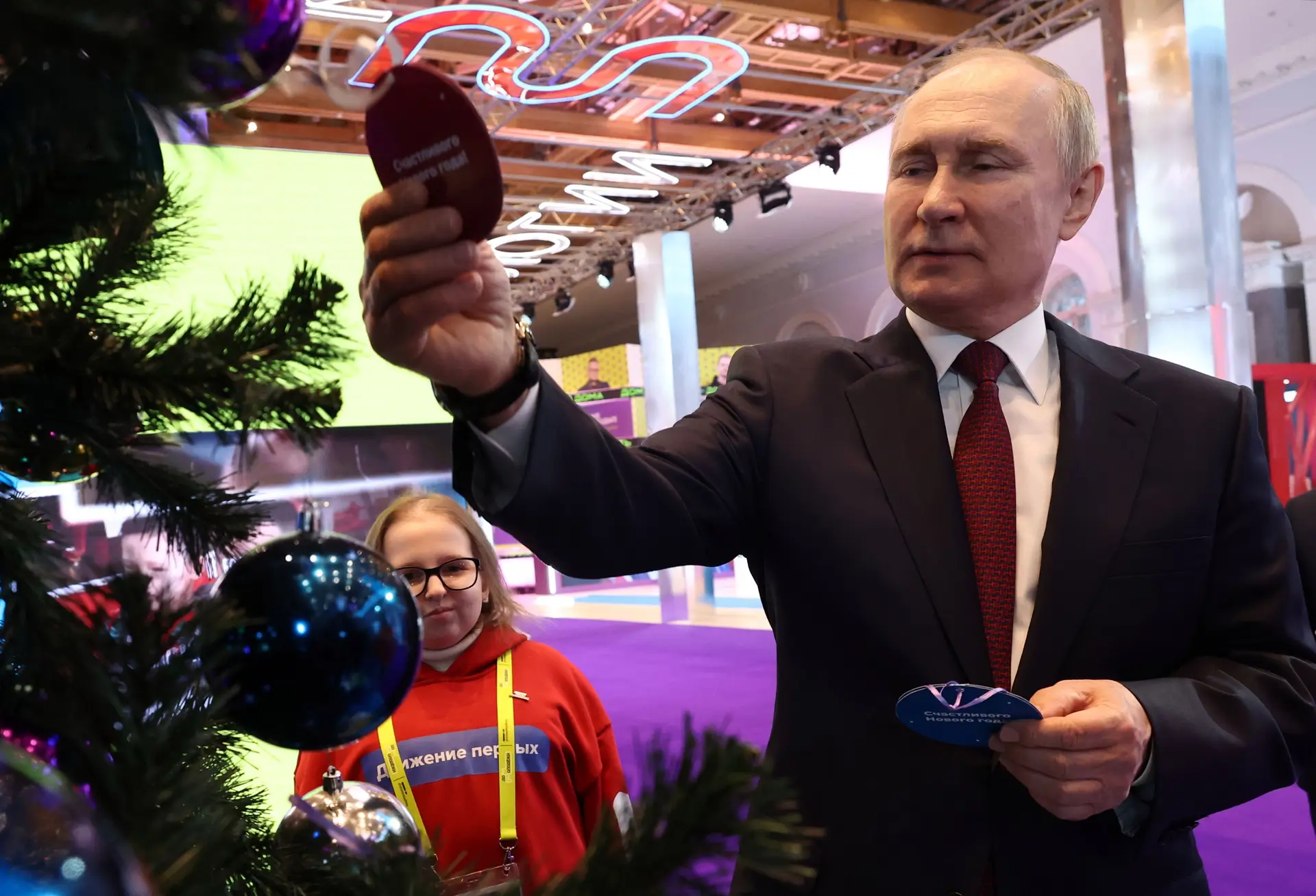 Putin envia saudações de Natal a líderes aliados - Expresso