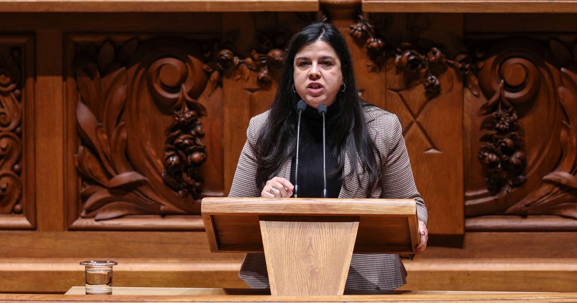 TAP: demissão de Alexandra Reis "não resolve problemas de fundo" na ...