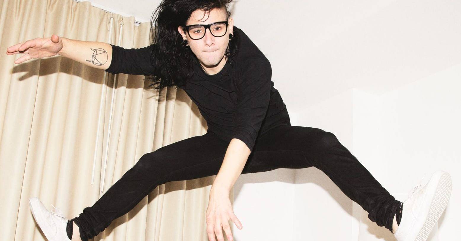 Skrillex regressa à música com um novo visual: "Quem é este ...