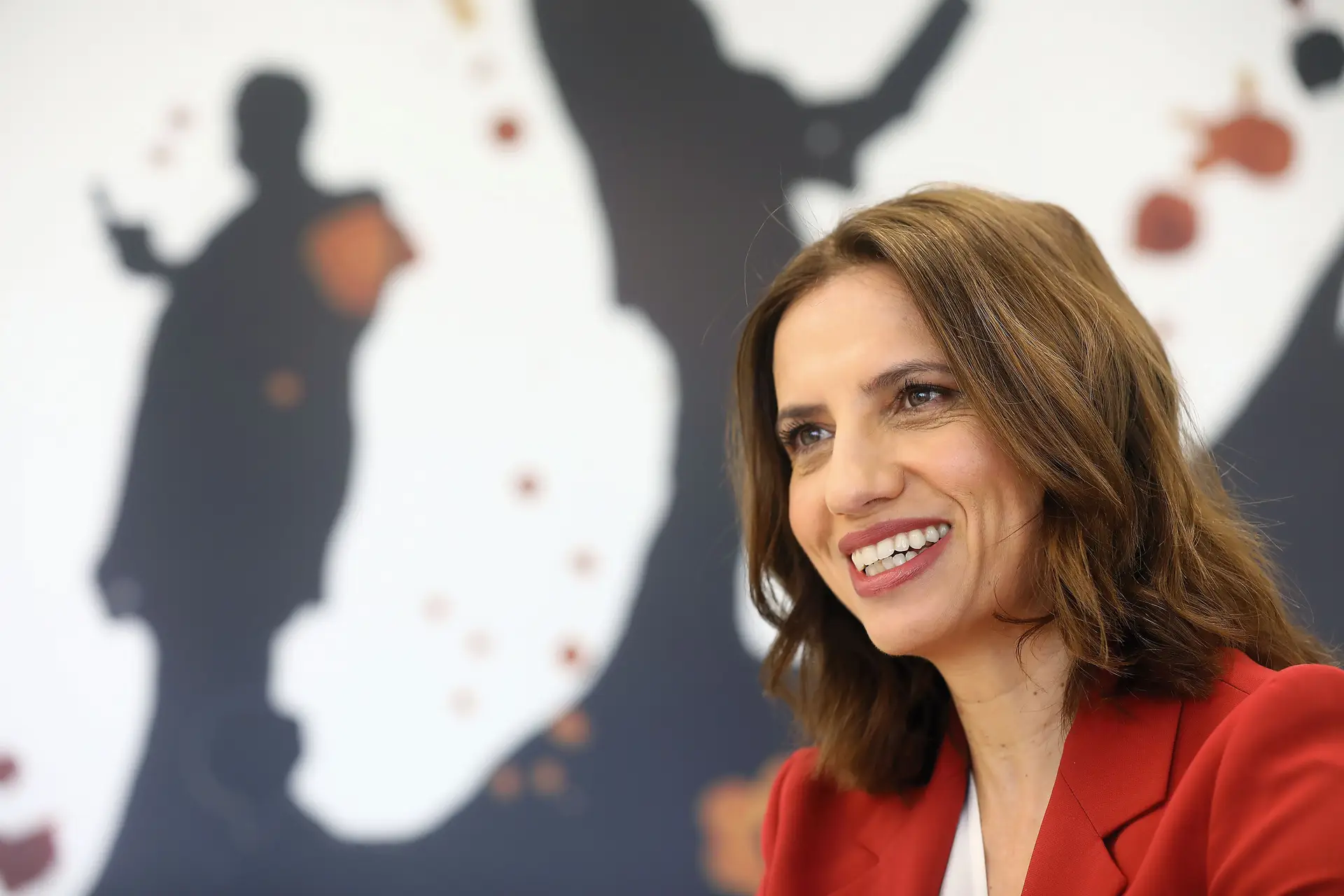 Altice Portugal cresce a dois dígitos, receitas aproximam-se dos três ...